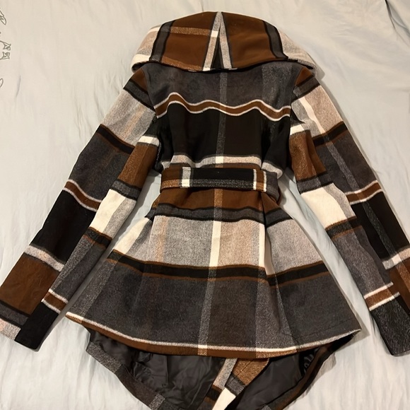 Chicwish | Jackets & Coats | Nwt Chicwish Prarie Check Rabato Coat Size ...